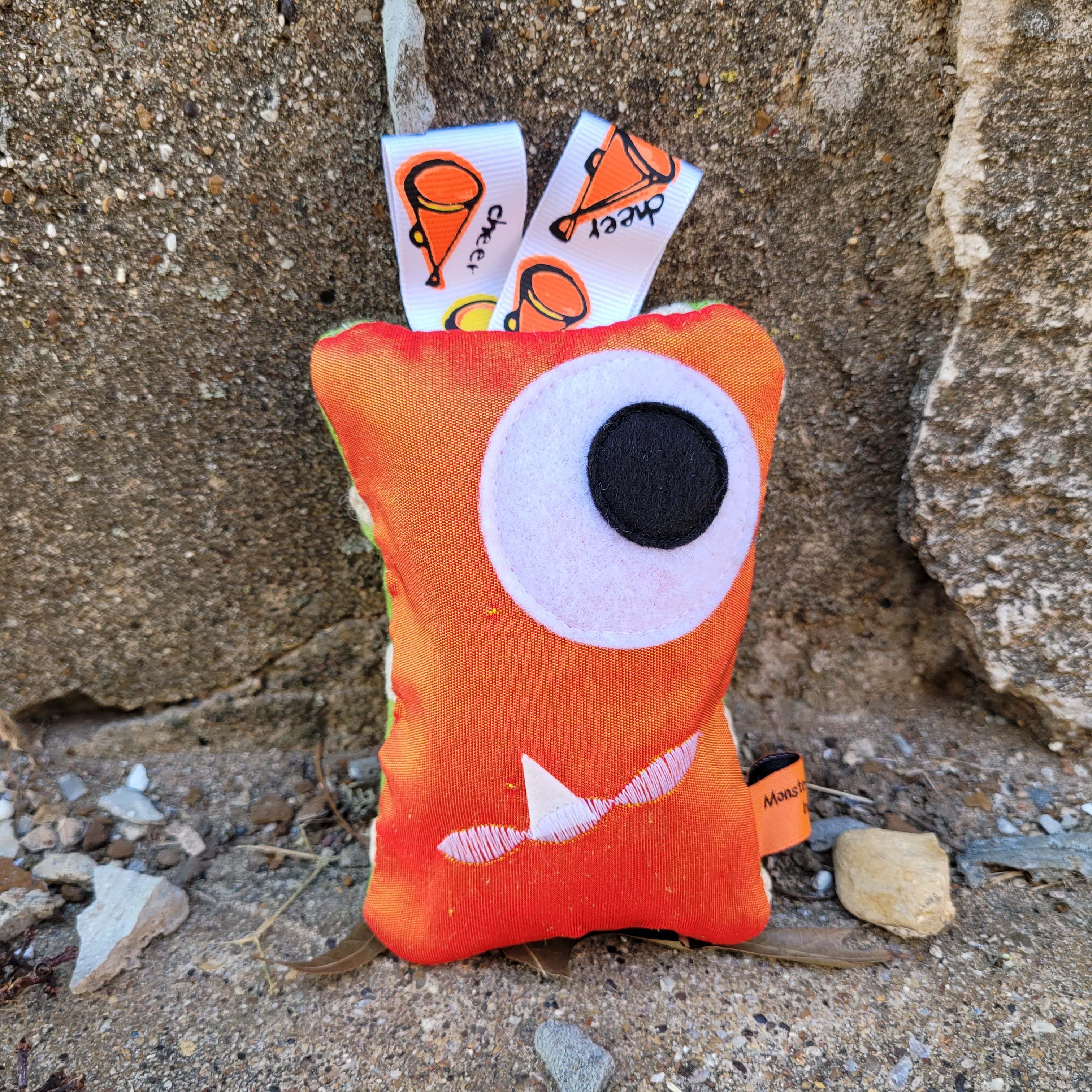 Tiny Monsters – Monsters on Main